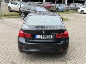 Black BMW 320 2017 in Vilnius, with an engine capacity of 2.00 L and mileage of 245 thousand km for 12999 €, photo 4 on AUTOMOTO.COM.LV
