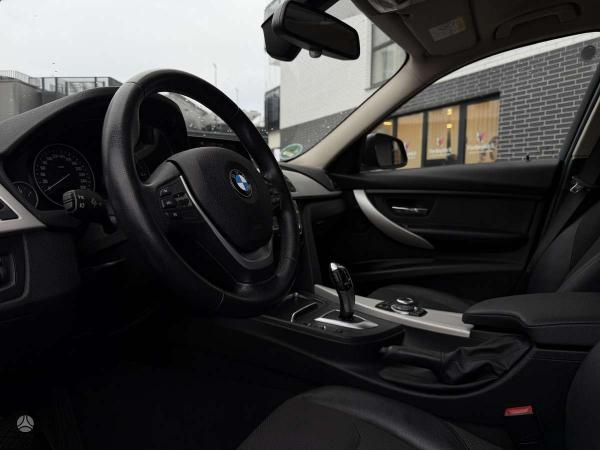 Black BMW 320 2017 in Vilnius, with an engine capacity of 2.00 L and mileage of 245 thousand km for 12999 €, photo 9 on AUTOMOTO.COM.LV