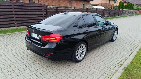 Black BMW 320 2017 in Klaipeda, with an engine capacity of 2.00 L and mileage of 95 thousand km for 10999 €, photo 4 on AUTOMOTO.COM.LV