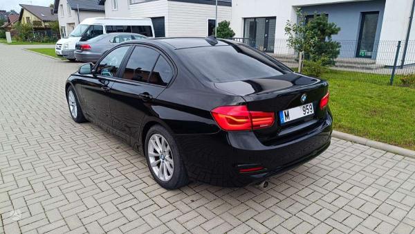 Black BMW 320 2017 in Klaipeda, with an engine capacity of 2.00 L and mileage of 95 thousand km for 10999 €, photo 5 on AUTOMOTO.COM.LV