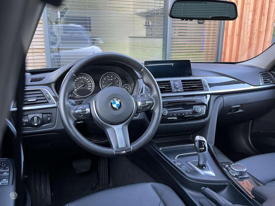 Black BMW 320 2017 in Vilnius, with an engine capacity of 2.00 L and mileage of 187 thousand km for 10300 €, photo 16 on AUTOMOTO.COM.LV