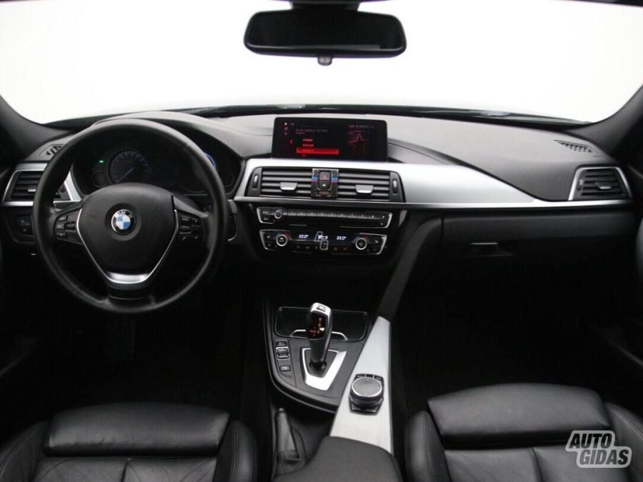 Black BMW 320 2018 in Vilnius, with an engine capacity of 2.00 L and mileage of 235 thousand km for 15499 €, photo 2 on AUTOMOTO.COM.LV