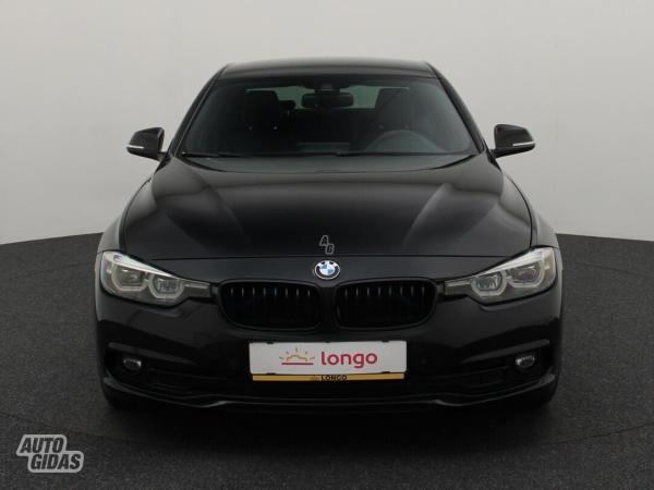 Black BMW 320 2018 in Vilnius, with an engine capacity of 2.00 L and mileage of 235 thousand km for 15499 €, photo 3 on AUTOMOTO.COM.LV