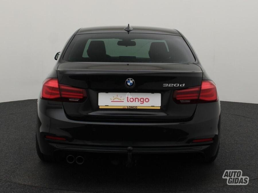 Black BMW 320 2018 in Vilnius, with an engine capacity of 2.00 L and mileage of 235 thousand km for 15499 €, photo 5 on AUTOMOTO.COM.LV