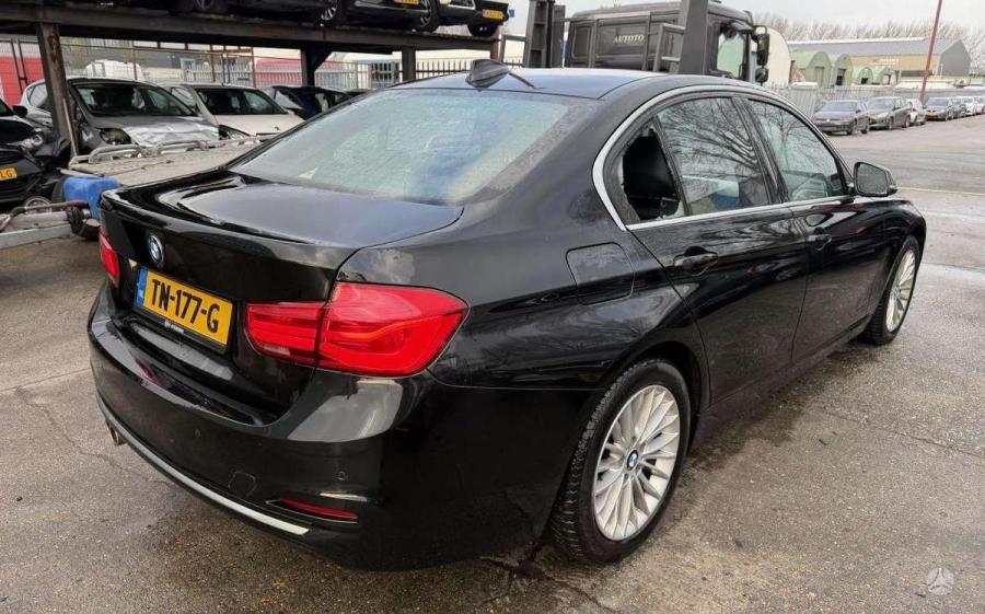 Melns BMW 320 2018 Kauņa, ar dzinēja tilpumu 2.00 L un nobraukumu 170 tūkst. km par 9990 €, foto 3 vietnē AUTOMOTO.COM.LV