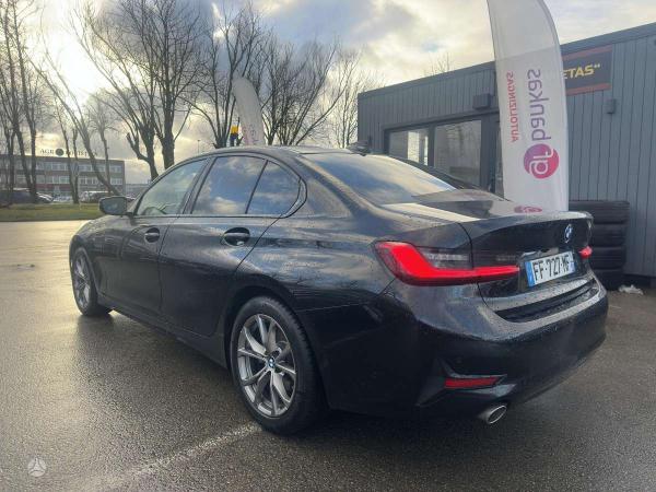 Melns BMW 320 2019 Klaipėda, ar dzinēja tilpumu 2.00 L un nobraukumu 249 tūkst. km par 19200 €, foto 8 vietnē AUTOMOTO.COM.LV