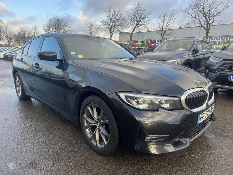 Black BMW 320 2019 in Klaipeda, with an engine capacity of 2.00 L and mileage of 249 thousand km for 19200 €, photo 11 on AUTOMOTO.COM.LV