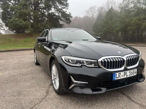 Black BMW 320 2019 in Kedainiai, with an engine capacity of 2.00 L and mileage of 197 thousand km for 21500 €, photo 1 on AUTOMOTO.COM.LV