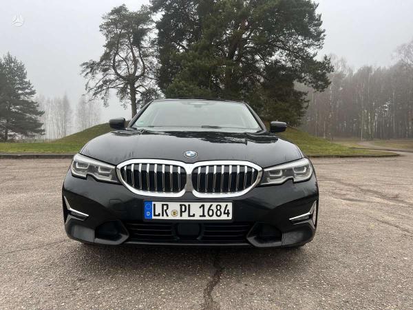 Black BMW 320 2019 in Kedainiai, with an engine capacity of 2.00 L and mileage of 197 thousand km for 21500 €, photo 2 on AUTOMOTO.COM.LV