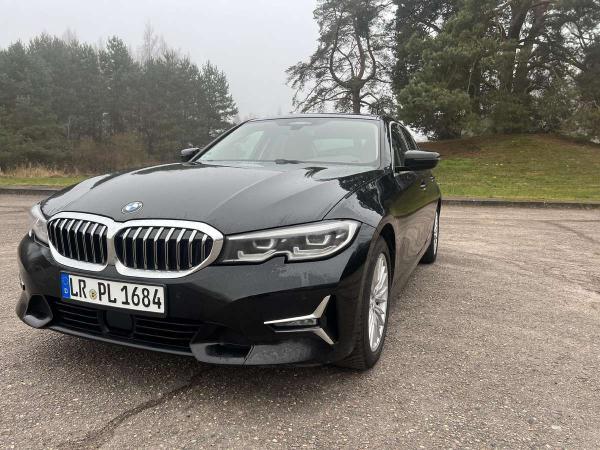 Black BMW 320 2019 in Kedainiai, with an engine capacity of 2.00 L and mileage of 197 thousand km for 21500 €, photo 3 on AUTOMOTO.COM.LV
