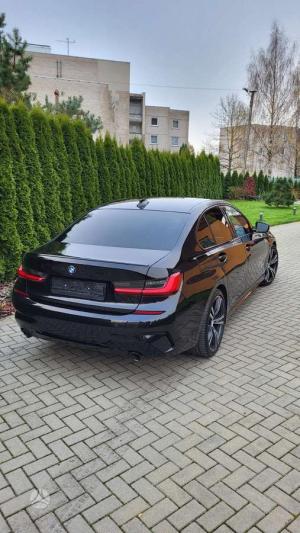 Melns BMW 320 2019 Plungė, ar dzinēja tilpumu 2.00 L un nobraukumu 150 tūkst. km par 22700 €, foto 14 vietnē AUTOMOTO.COM.LV