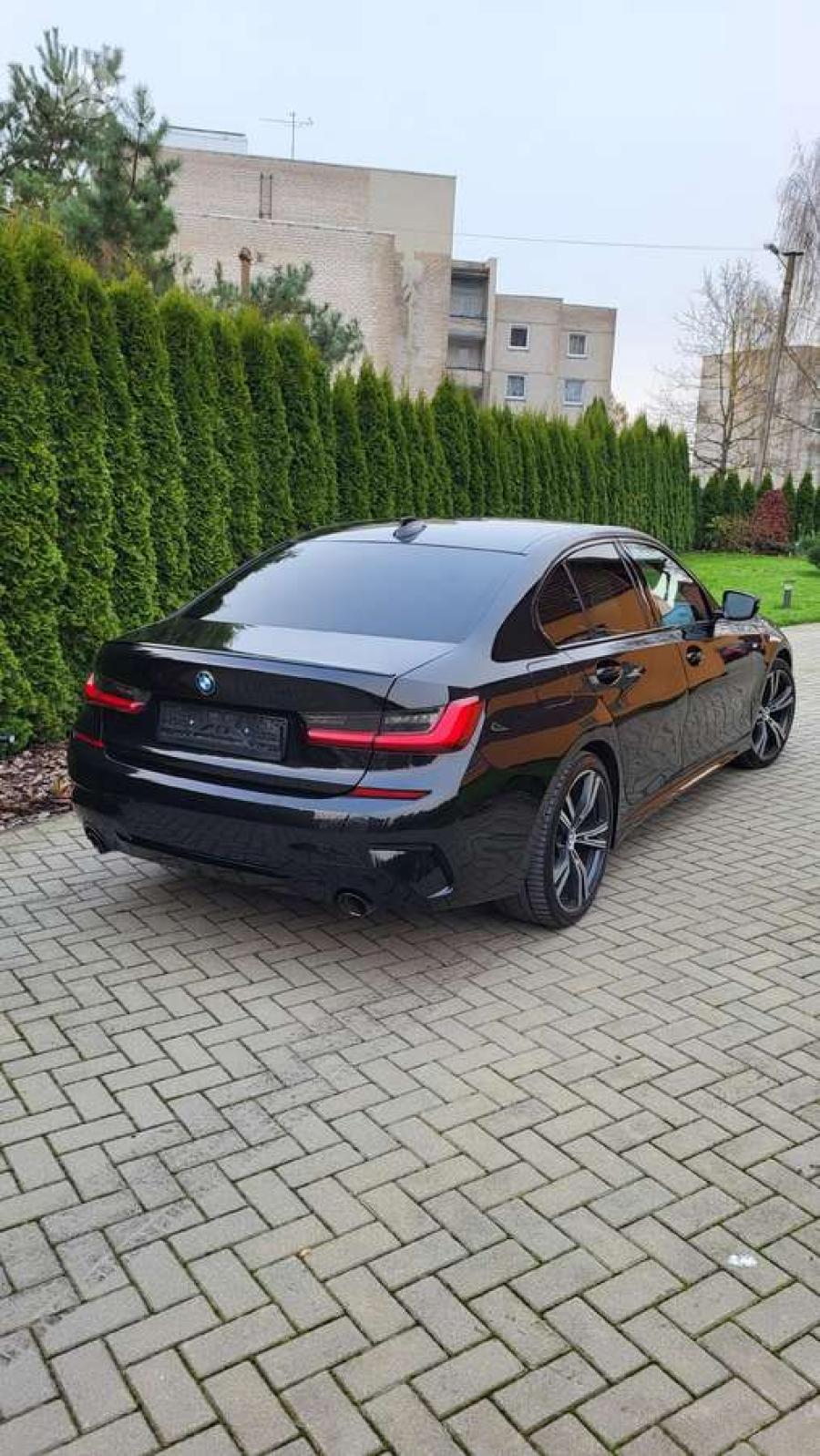 Melns BMW 320 2019 Plungė, ar dzinēja tilpumu 2.00 L un nobraukumu 150 tūkst. km par 22700 €, foto 16 vietnē AUTOMOTO.COM.LV