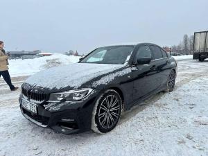 Melns BMW 320 2019 Kauņa, ar dzinēja tilpumu 2.00 L un nobraukumu 165 tūkst. km par 25900 €, foto  vietnē AUTOMOTO.COM.LV