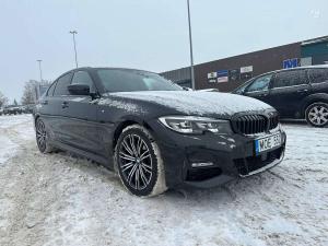 Black BMW 320 2019 in Kaunas, with an engine capacity of 2.00 L and mileage of 165 thousand km for 25900 €, photo 2 on AUTOMOTO.COM.LV