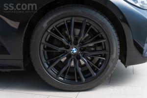 Melns BMW 320 2019 Rīga, ar dzinēja tilpumu 2.00 L un nobraukumu 117 tūkst. km par 23900 €, foto 13 vietnē AUTOMOTO.COM.LV