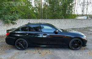 Black BMW 320 2019 in Riga, with an engine capacity of 2.00 L and mileage of 0 thousand km for 27800 €, photo 4 on AUTOMOTO.COM.LV
