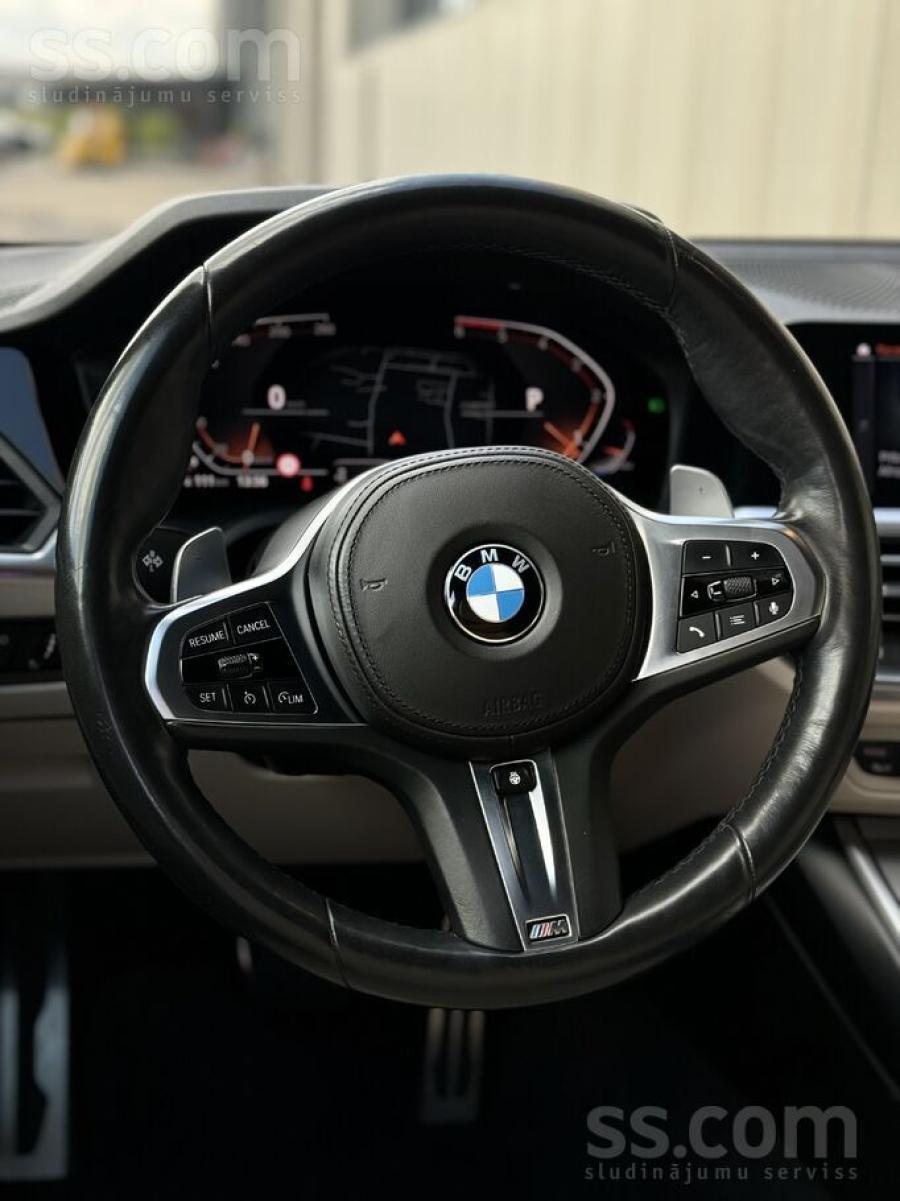 Black BMW 320 2019 in Riga, with an engine capacity of 2.00 L and mileage of 128 thousand km for 26400 €, photo 10 on AUTOMOTO.COM.LV