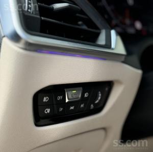 Black BMW 320 2019 in Riga, with an engine capacity of 2.00 L and mileage of 128 thousand km for 26400 €, photo 11 on AUTOMOTO.COM.LV