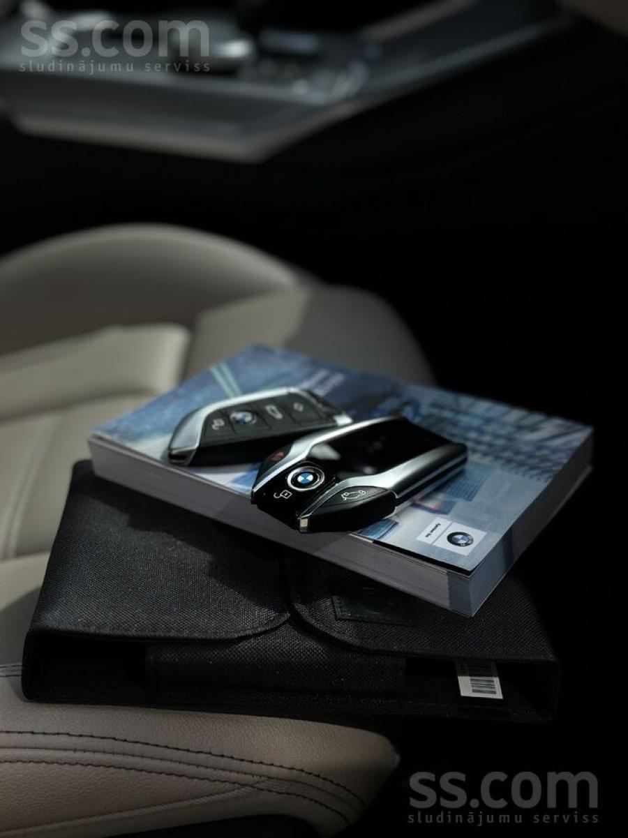 Black BMW 320 2019 in Riga, with an engine capacity of 2.00 L and mileage of 128 thousand km for 26400 €, photo 15 on AUTOMOTO.COM.LV