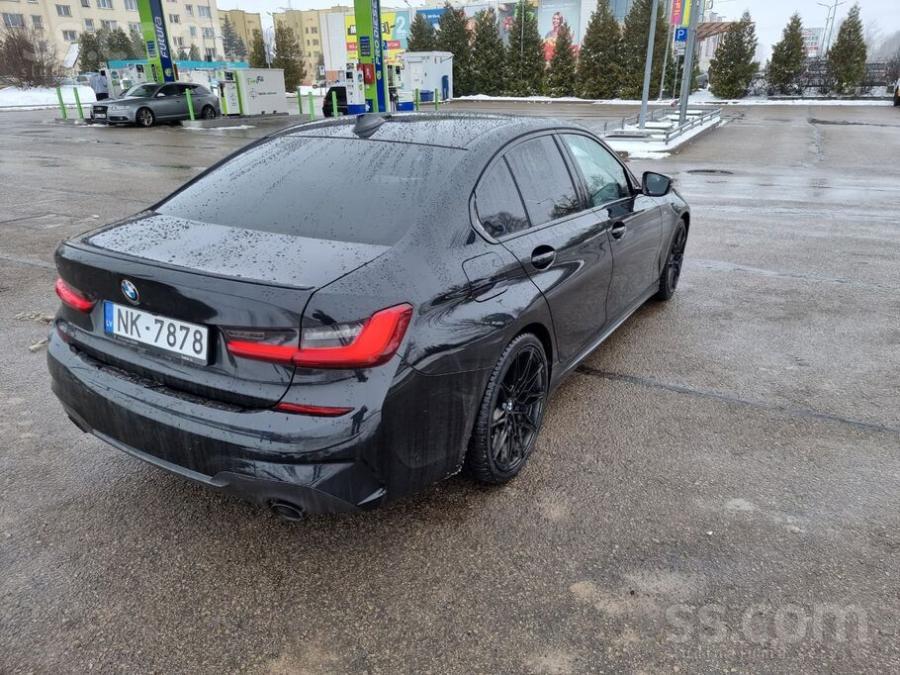 Black BMW 320 2019 in Riga, with an engine capacity of 2.00 L and mileage of 68 thousand km for 28500 €, photo 1 on AUTOMOTO.COM.LV