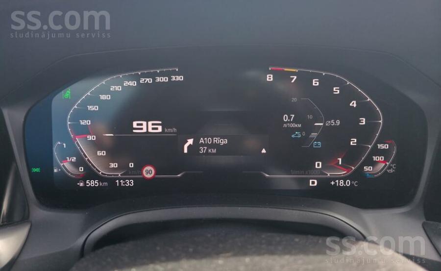Black BMW 320 2019 in Riga, with an engine capacity of 2.00 L and mileage of 68 thousand km for 28500 €, photo 4 on AUTOMOTO.COM.LV