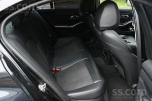Melns BMW 320 2019 Tukums, ar dzinēja tilpumu 2.00 L un nobraukumu 303 tūkst. km par 17790 €, foto 5 vietnē AUTOMOTO.COM.LV