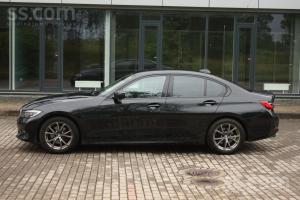 Melns BMW 320 2019 Tukums, ar dzinēja tilpumu 2.00 L un nobraukumu 303 tūkst. km par 17790 €, foto 12 vietnē AUTOMOTO.COM.LV