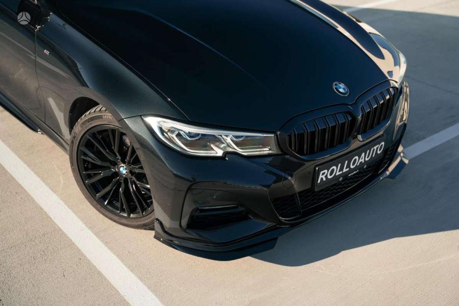 Black BMW 320 2019 in Vilnius, with an engine capacity of 2.00 L and mileage of 144 thousand km for 25500 €, photo 13 on AUTOMOTO.COM.LV