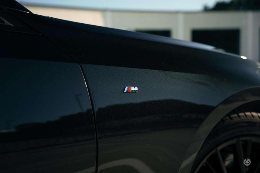 Black BMW 320 2019 in Vilnius, with an engine capacity of 2.00 L and mileage of 144 thousand km for 25500 €, photo 20 on AUTOMOTO.COM.LV