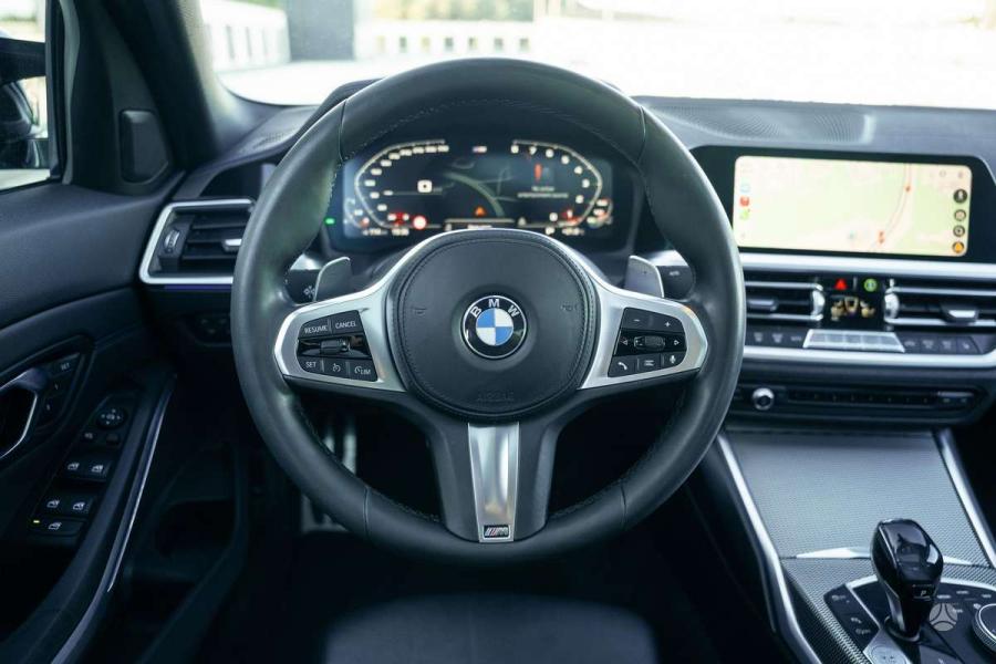 Black BMW 320 2019 in Vilnius, with an engine capacity of 2.00 L and mileage of 144 thousand km for 25500 €, photo 28 on AUTOMOTO.COM.LV