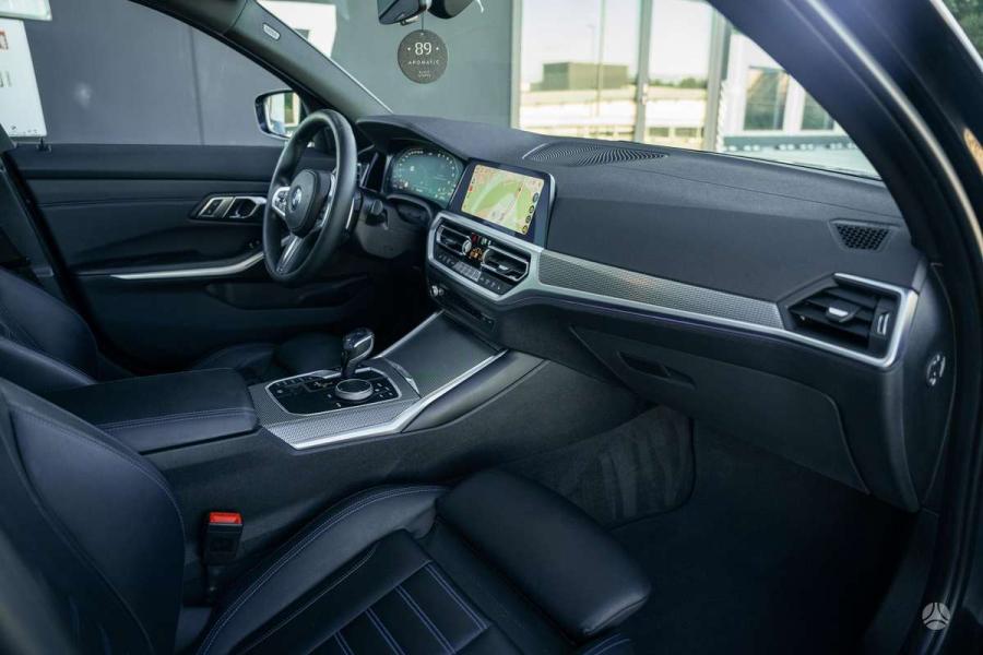 Black BMW 320 2019 in Vilnius, with an engine capacity of 2.00 L and mileage of 144 thousand km for 25500 €, photo 38 on AUTOMOTO.COM.LV