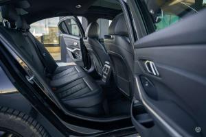 Black BMW 320 2019 in Vilnius, with an engine capacity of 2.00 L and mileage of 144 thousand km for 25500 €, photo 42 on AUTOMOTO.COM.LV