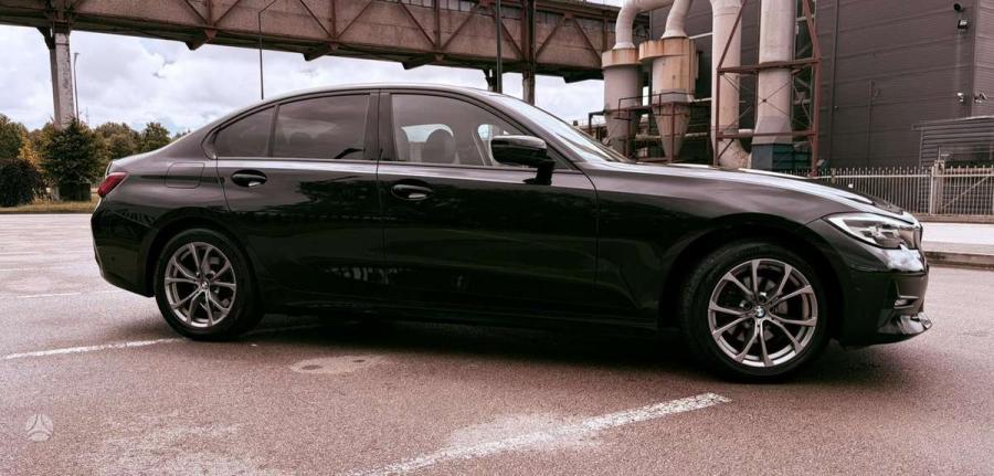 Melns BMW 320 2019 Marijampole, ar dzinēja tilpumu 2.00 L un nobraukumu 347 tūkst. km par 14500 €, foto 7 vietnē AUTOMOTO.COM.LV