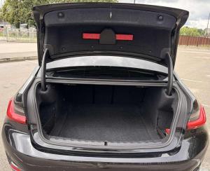Melns BMW 320 2019 Marijampole, ar dzinēja tilpumu 2.00 L un nobraukumu 347 tūkst. km par 14500 €, foto 13 vietnē AUTOMOTO.COM.LV