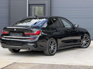 Black BMW 320 2019 in Utena, with an engine capacity of 2.00 L and mileage of 170 thousand km for 21300 €, photo 5 on AUTOMOTO.COM.LV