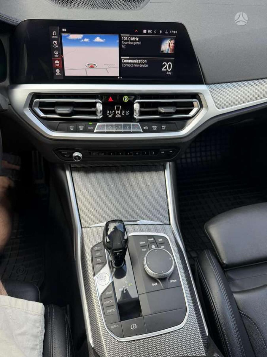 Black BMW 320 2019 in Utena, with an engine capacity of 2.00 L and mileage of 170 thousand km for 20700 €, photo 19 on AUTOMOTO.COM.LV