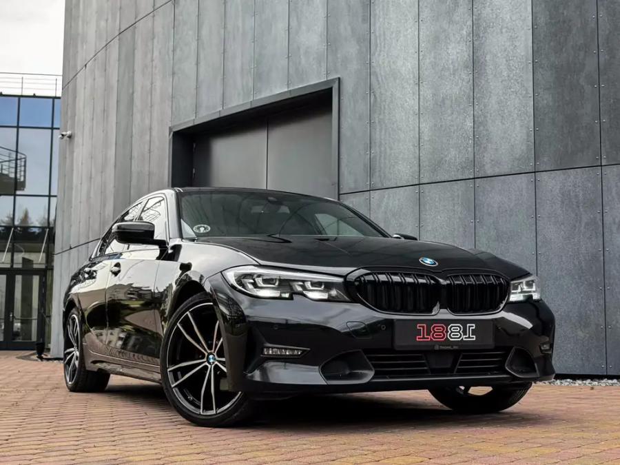 Melns BMW 320 2020 Rīga, ar dzinēja tilpumu 2.00 L un nobraukumu 179 tūkst. km par 25400 €, foto 1 vietnē AUTOMOTO.COM.LV