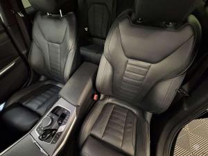 Melns BMW 320 2020 Marijampole, ar dzinēja tilpumu 2.00 L un nobraukumu 286 tūkst. km par 19999 €, foto 12 vietnē AUTOMOTO.COM.LV
