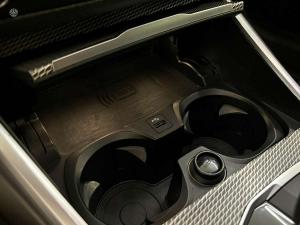 Melns BMW 320 2020 Marijampole, ar dzinēja tilpumu 2.00 L un nobraukumu 286 tūkst. km par 19999 €, foto 14 vietnē AUTOMOTO.COM.LV