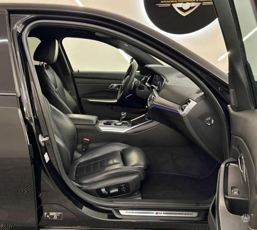 Melns BMW 320 2020 Marijampole, ar dzinēja tilpumu 2.00 L un nobraukumu 286 tūkst. km par 19999 €, foto 22 vietnē AUTOMOTO.COM.LV