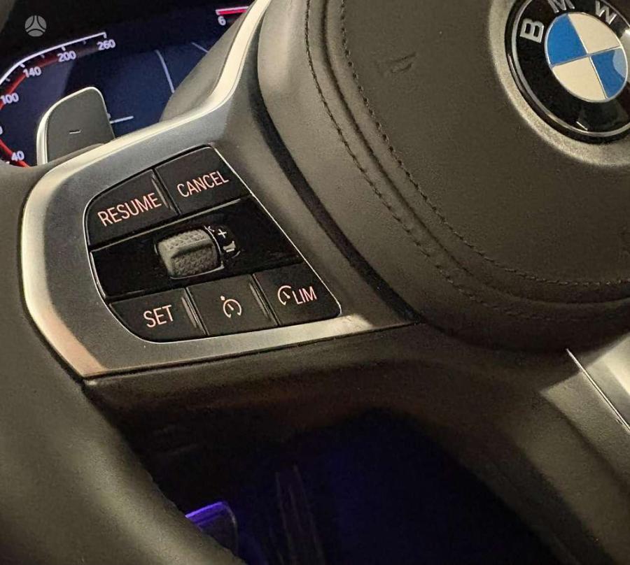 Melns BMW 320 2020 Marijampole, ar dzinēja tilpumu 2.00 L un nobraukumu 286 tūkst. km par 19999 €, foto 23 vietnē AUTOMOTO.COM.LV