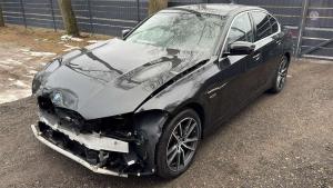 Melns BMW 320 2021 Jonava, ar dzinēja tilpumu 2.00 L un nobraukumu 50 tūkst. km par 15999 €, foto 9 vietnē AUTOMOTO.COM.LV