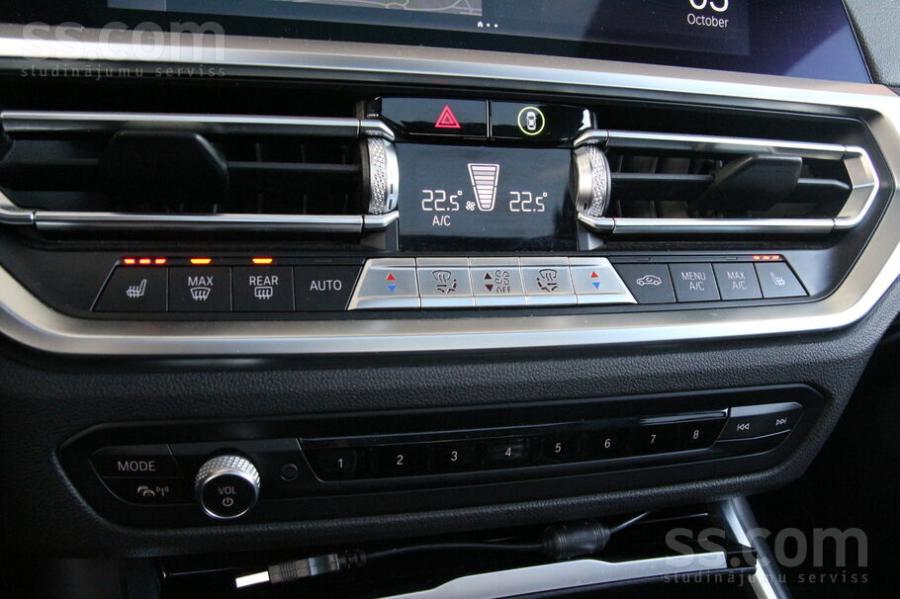 Black BMW 320 2021 in Riga, with an engine capacity of 2.00 L and mileage of 87 thousand km for 28200 €, photo 18 on AUTOMOTO.COM.LV