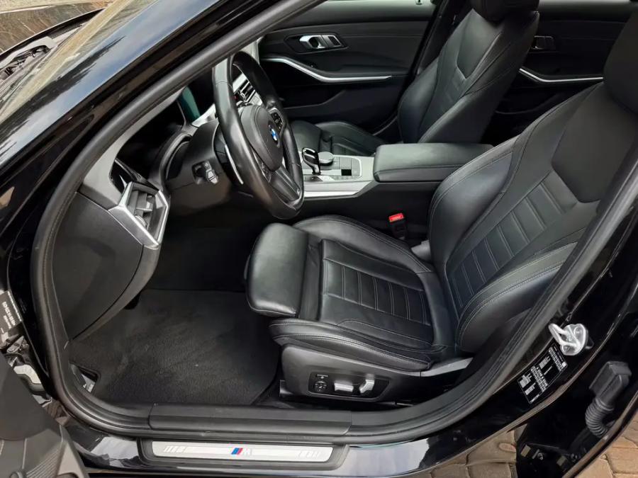 Black BMW 320 2021 in Riga, with an engine capacity of 2.00 L and mileage of 167 thousand km for 20500 €, photo 22 on AUTOMOTO.COM.LV