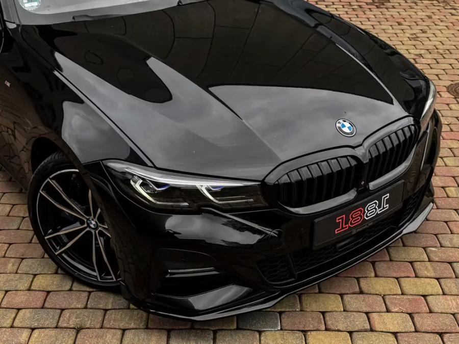 Melns BMW 320 2021 Rīga, ar dzinēja tilpumu 2.00 L un nobraukumu 136 tūkst. km par 26200 €, foto 24 vietnē AUTOMOTO.COM.LV