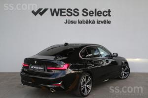 Black BMW 320 2021 in Riga, with an engine capacity of 2.00 L and mileage of 89 thousand km for 27000 €, photo 4 on AUTOMOTO.COM.LV
