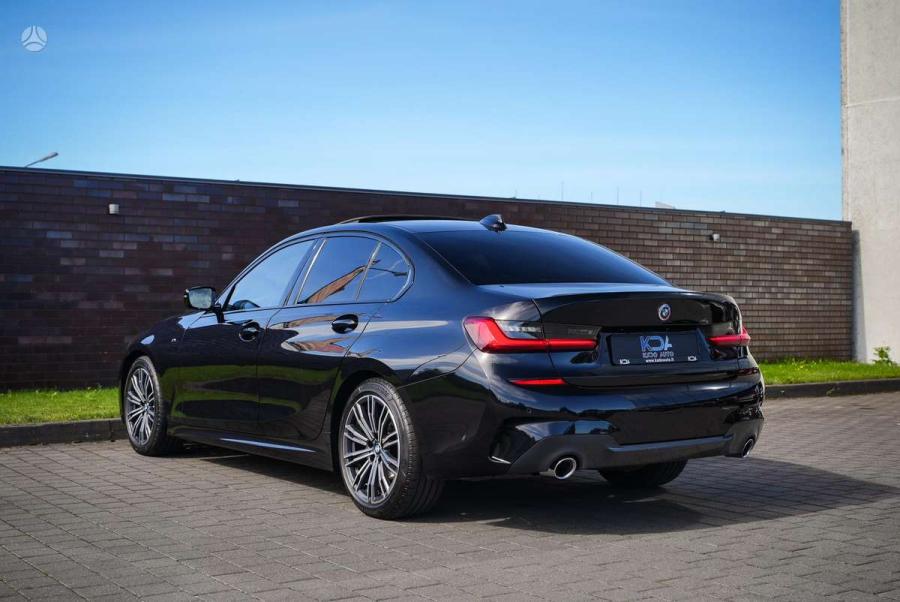 Melns BMW 320 2021 Marijampole, ar dzinēja tilpumu 2.00 L un nobraukumu 229 tūkst. km par 21950 €, foto 7 vietnē AUTOMOTO.COM.LV