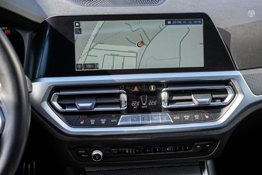 Melns BMW 320 2021 Marijampole, ar dzinēja tilpumu 2.00 L un nobraukumu 229 tūkst. km par 21950 €, foto 15 vietnē AUTOMOTO.COM.LV