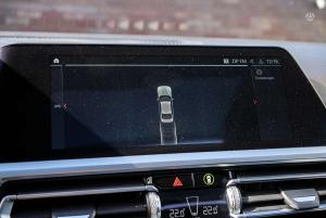 Melns BMW 320 2021 Marijampole, ar dzinēja tilpumu 2.00 L un nobraukumu 229 tūkst. km par 21950 €, foto 16 vietnē AUTOMOTO.COM.LV
