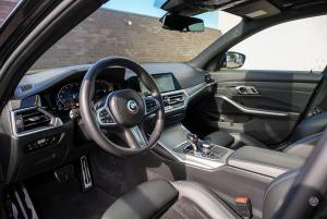 Melns BMW 320 2021 Marijampole, ar dzinēja tilpumu 2.00 L un nobraukumu 229 tūkst. km par 21950 €, foto 22 vietnē AUTOMOTO.COM.LV